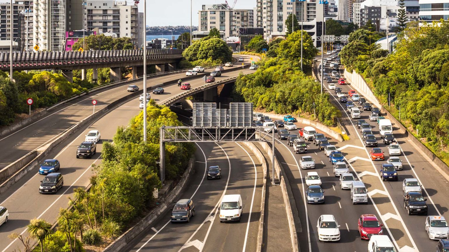 How to Reduce Traffic Congestion in Cities | Smart City